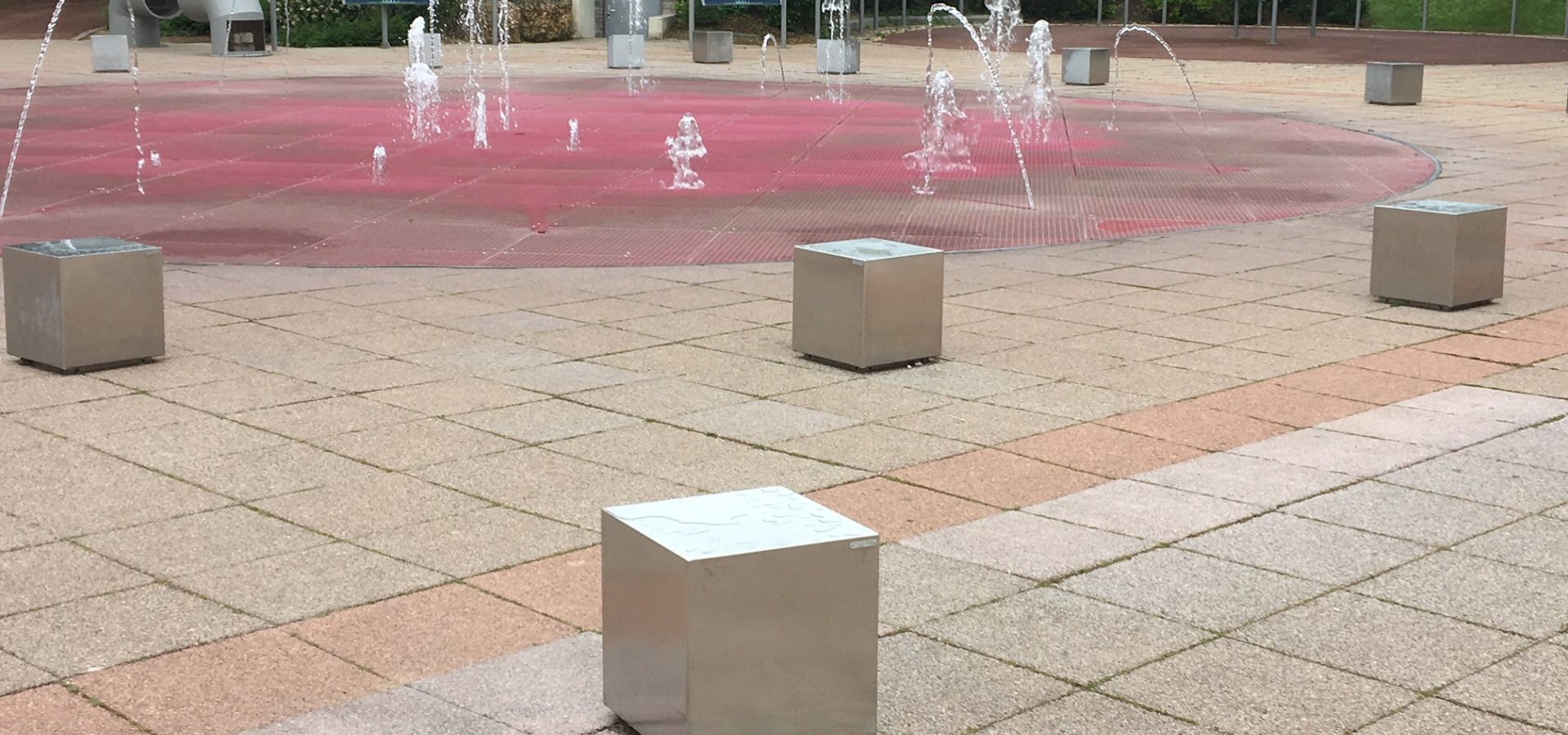 POTELETS-BORNES ACIER, CORTEN, INOX STILE CUBE | Mobilier Urbain ...